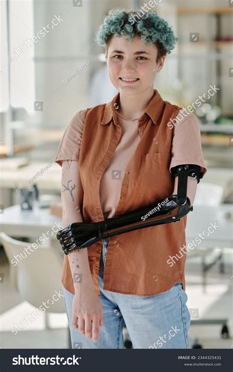 1 827 Cyber Arm Prosthesis Royalty Free Photos And Stock Images Shutterstock