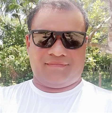 4n මිනිසකුගේ හිස කිලෝග්‍රෑම් 5 ක් පමණ බරවන අතර බෙල්ල හිසෙහි බර දරාගැනීමට සහය දක්වයි එය හිස