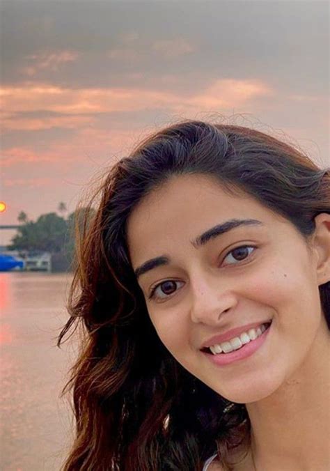 Pin By Dunkel Leben On Wmvac Ananya Pandey Beautiful Face Images Beautiful Bollywood Actress
