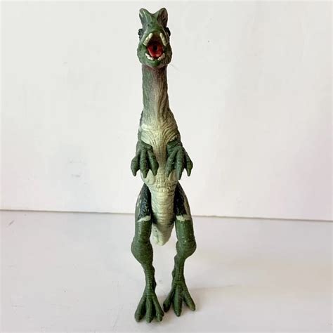 Vintage Jurassic Park Dilophosaurus Dinosaur Action Figure 1993 Kenner