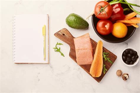 Premium Photo Fodmap Mediterranean Diet Concept With Mockup Notepad