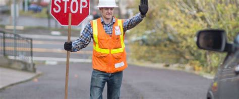 Flaggers And Construction Skilled Trade Jobs Skilled Trades Labor Finders