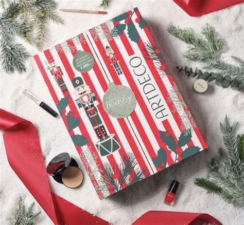 Адвент-календарь 2024 "Рождественские моменты красоты", 24 бьюти ...