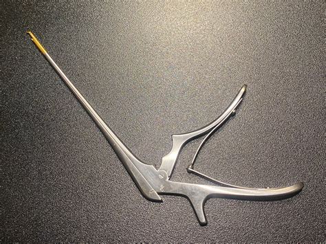 Aesculap Ff661r Kerrison Bone Punch 1mm 40° Up 7 7 8