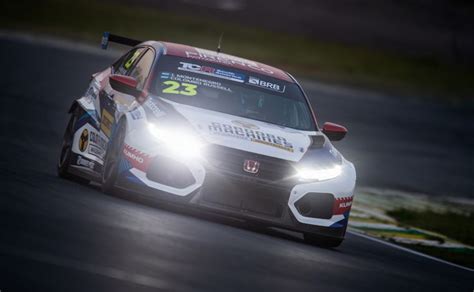 Tcrsa Montenegro Y Colombo Russell Fueron Los Mejores Argentinos En