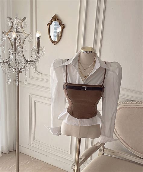 핏예쁨~💜 델레바 뷔스티에 세트 블라우스 결혼식 하객룩 데이트룩 오피스룩 파티룩 행사룩 브라이덜샤워 크롭블라우스 크롭니트 크롭티 뷔스티에블라우스 가을블라우스 가을하객룩