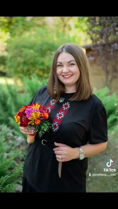 Привіт Друзі😇Мене звати Світлана Люблю те що Я роблю Роблю те що Я люблюОдягаю Вашу Душу і