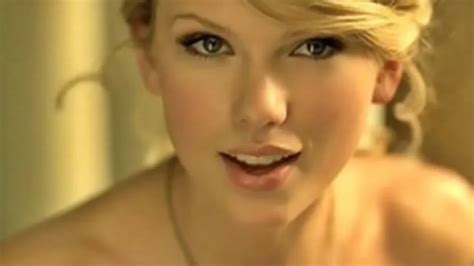 Taylor Swift 35 Wears Probably The Smallest Bikini In The World