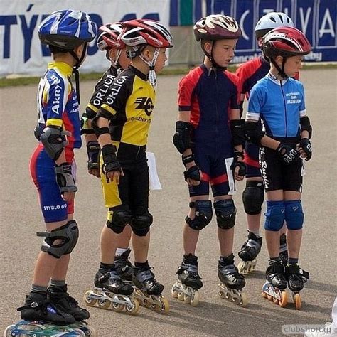 Детишки на роликах Шорты фото