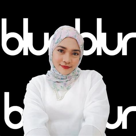 Cewek Ini Minta Background Fotonya Diedit Blur 6 Hasilnya Bikin Ketawa