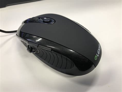 this 4d mouse has a joystick but that doesn t make it good pc gamer