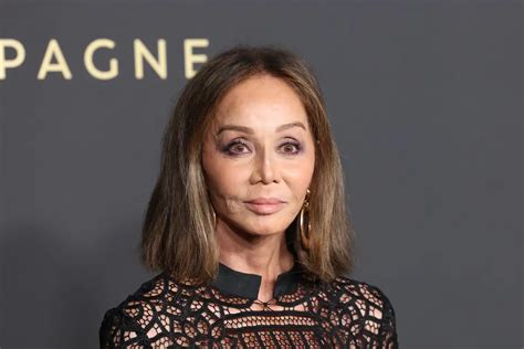 Anabel Gornés Experta En Cejas Sobre Isabel Preysler 74 Años Luce