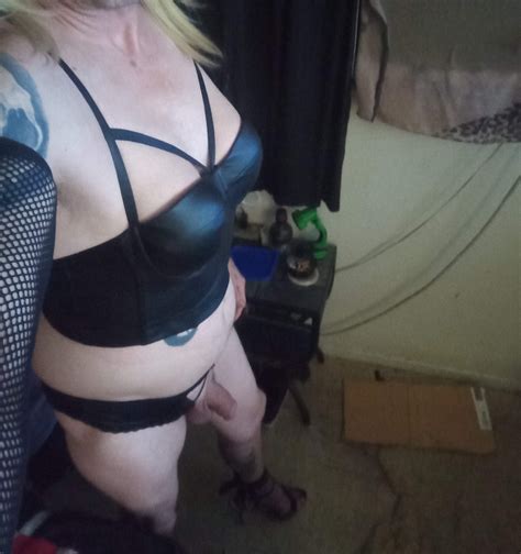 Dressing Slutty Pics Xhamster