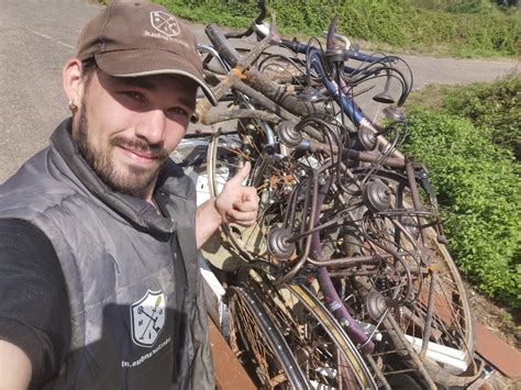 Angelo Van Den Bergh