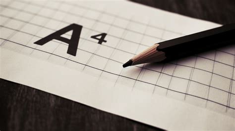 연필 종이 벡터 스티커 클립 아트 연필과 그것에 웃는 얼굴 만화와 3d 흰색 노트북 상표 클립 아트 Png 일러스트 및