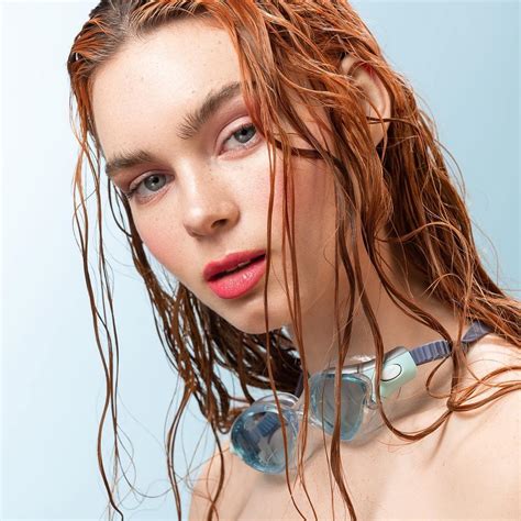 Dannah Cheri Hooper Decided To Go For Cute Yet Comfy For The Work Holiday Party Thoughts