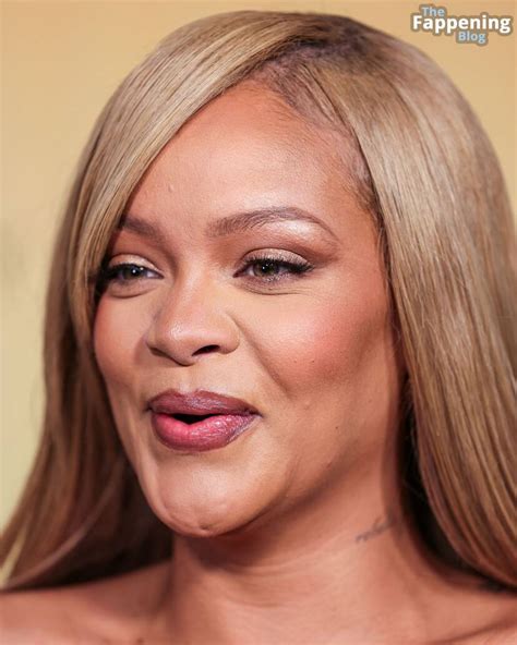 Rihanna Sexy 150 Photos The Fappening Stars