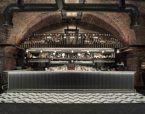 Bar Layout