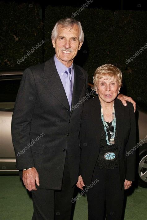Dennis Weaver And Wife Stock Editorial Photo © S Bukley 17537107