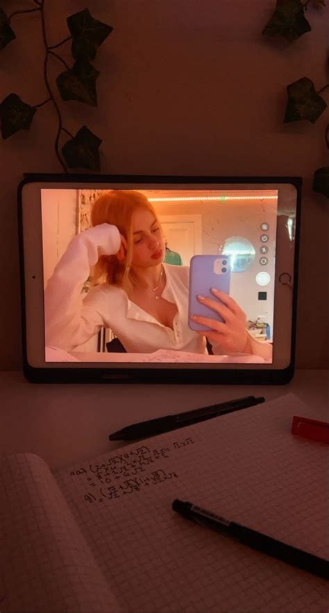 Pin On Cute Selfie Ideas Pretty Blonde Hair Snap Selfie Country