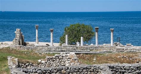 «Херсонес Таврический под санкциями в ЕС огласили новый черный список Новости Mail