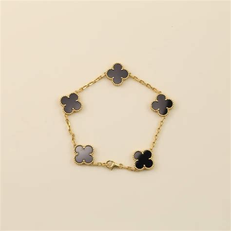 Van Cleef And Arpels Black Onyx Vintage Alhambra Yellow Gold Bracelet