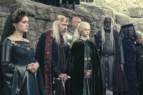 سریال خاندان اژدها فصل 2؛ همۀ جزئیاتی که باید بدانید