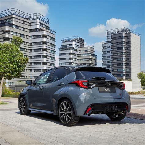 New Toyota Yaris 2025 Reinvented Compact Efficiency With Cutting Edge Tech