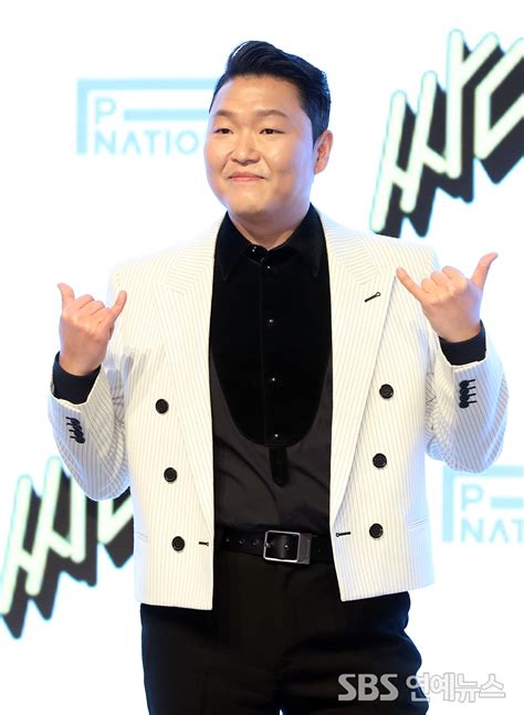 싸이 강도높은 안무 연습 해준 수지에게 고맙다