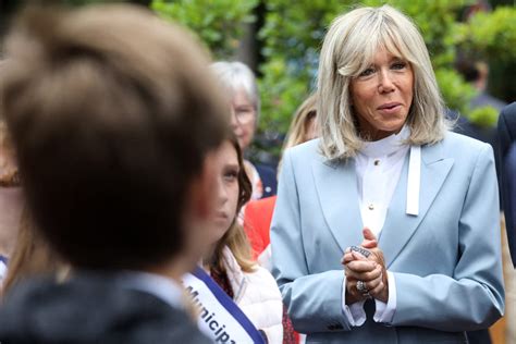 Брижит Макрон Молодая Фото В Купальнике 62 Фотo