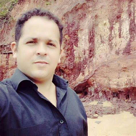 Aidronlpnm37vuq5p T21xuvrzuldtrlzmuurrbs900 C K C0x00ffffff No Rj