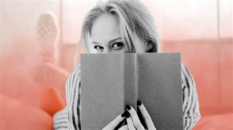 Wildly Effective Flirting Tips From A Master Flirter Sandy Weiner Yourtango