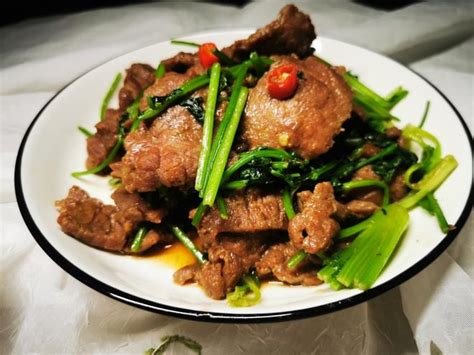 【香菜牛肉的做法步骤图，香菜牛肉怎么做好吃】格蕾丝小厨 下厨房