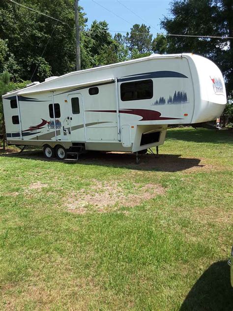 2005 Used Forest River Cardinal 312bh Fifth Wheel In Florida Fl
