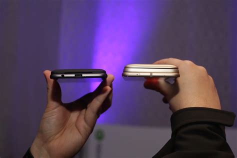 Up Close With New Moto Mods The Livermorium Keyboard Slider And Lenovo Vital Cnet