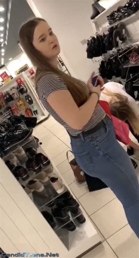 Pawg Candid Booty In Tight Blue Jeans Candid Teens