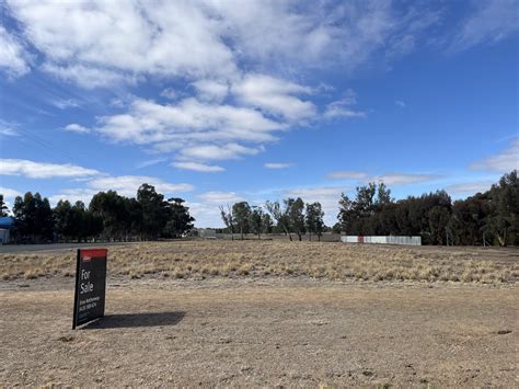 Main Street Minyip Vic 3392 Domain