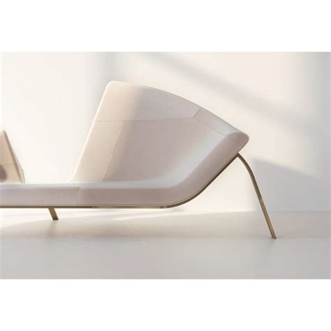A Lounge For Lazy Lovers