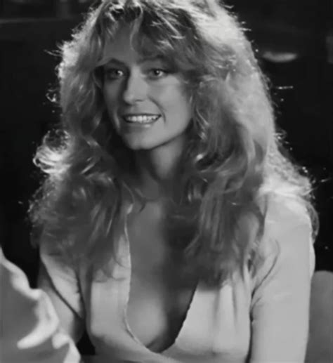 Pin By Shahidah Hadid On Fashion Icons Farrah Fawcett Farah Fawcett