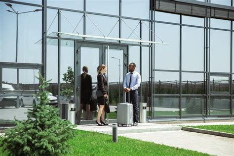 Exploring The Versatility Of Modular Business Spaces Renovakki