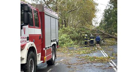 Спасиха падналия от яхта край Поморие добре е