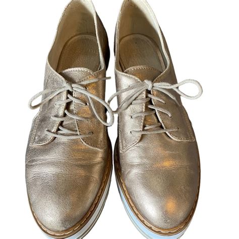 wellfeet light | Shoes | Wellfeet Light Gold Metallic Platform Sneaker ...