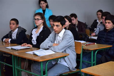 სკოლაში „ფინანსური წიგნიერების“ სწავლება დაიწყება სიახლე მე 7 მე 8 მე 9 კლასებში ყველაფერი