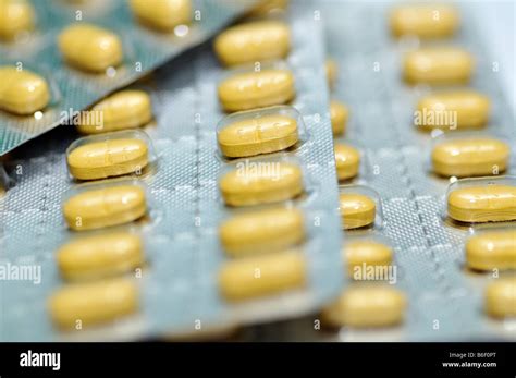 Pharmazeutische verpackung hi-res stock photography and images - Alamy