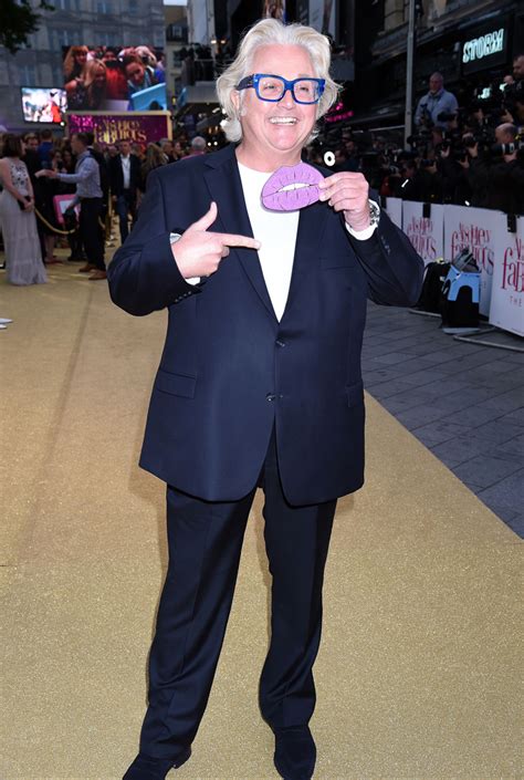 [photos] Absolutely Fabulous Movie Premiere Stars Models Arrend