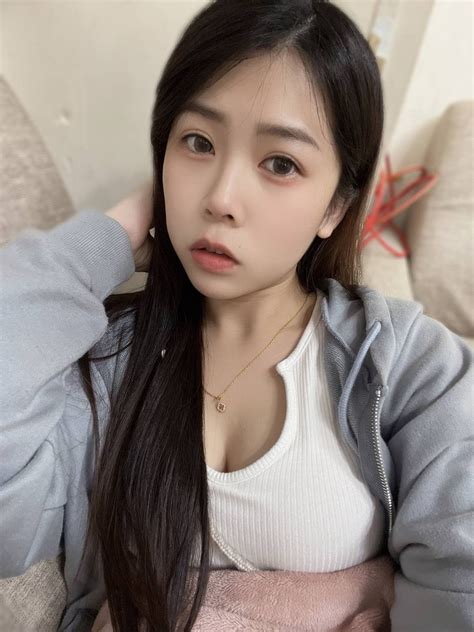 我竟然被打槍 ️說我奶小 💢 真的有很小