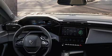 디자인과 연비까지 완벽해 엄청난 관심이 쏠리는 하이브리드 차량 카프라임