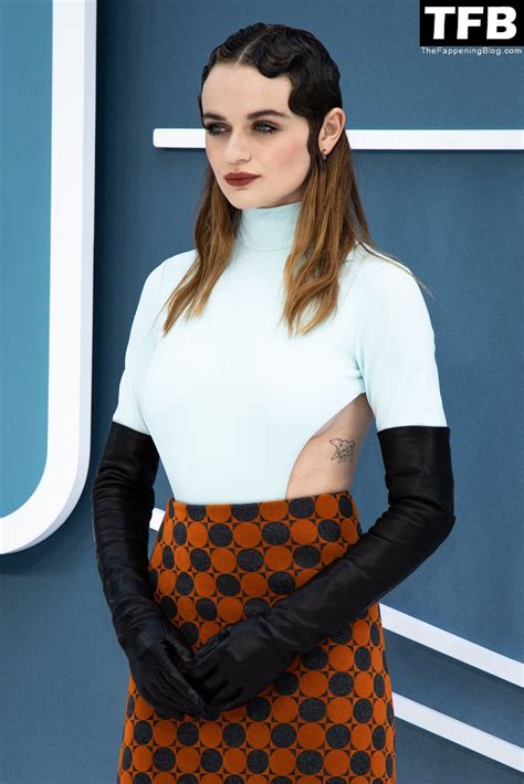 Joey King Braless 66 Photos Sexy E Girls