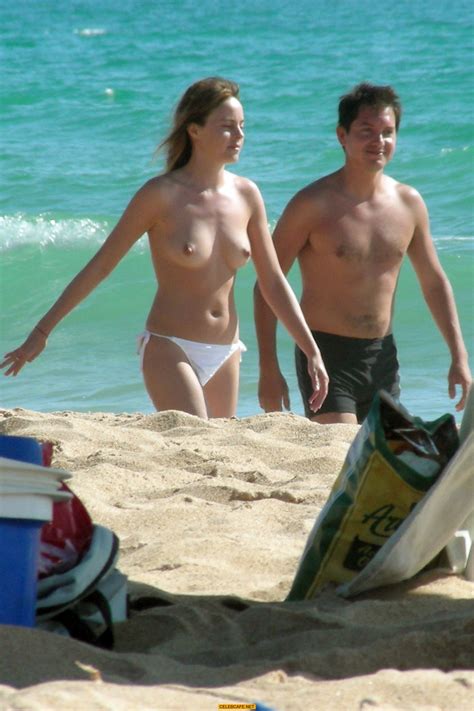 Naked Alicia Bogo Added By