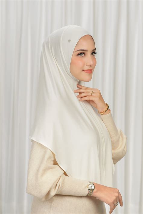 Everyday Jersey Slip On Sugar Buttonscarves